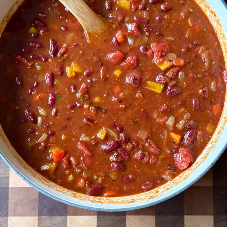 Kansas City Chili (Vegetarian, BBQ Inspired) • Pesto & Potatoes